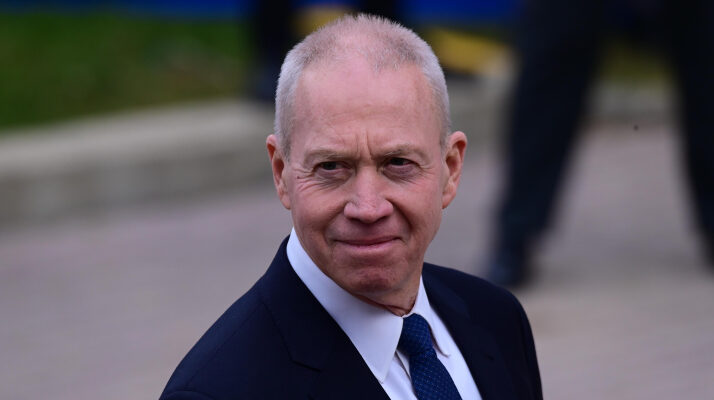 שר הביטחון גלנט: "יש לנו את הצבא המוסרי והערכי בעולם - לא אתן לפגוע בו ...