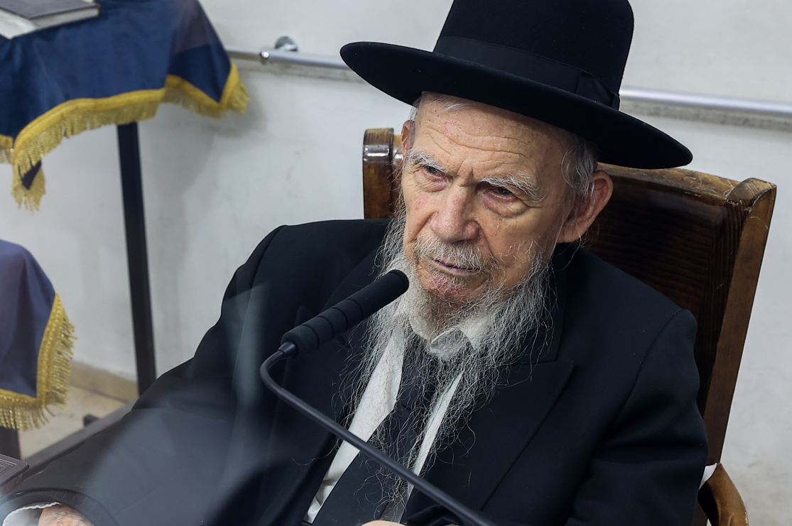 אבידה גדולה לעם ישראל אוהב אדם הרב אדלשטיין יובא היום למנוחות 0404